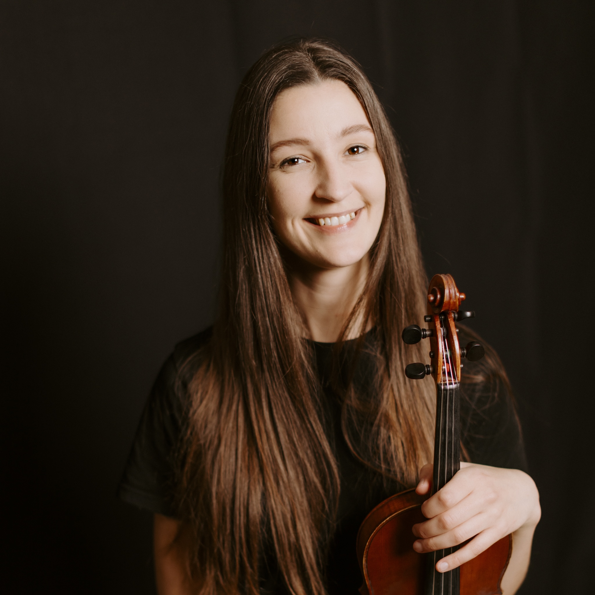 Erica Hastie - Turn Up The Music